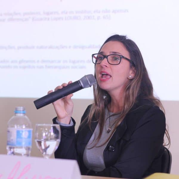 Discurso de Bolsonaro fortalece banalização da agressão contra mulher ...