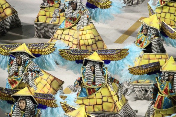 O desfile da Tuiuti, a história e aquilo que a Globo não conta - Vermelho