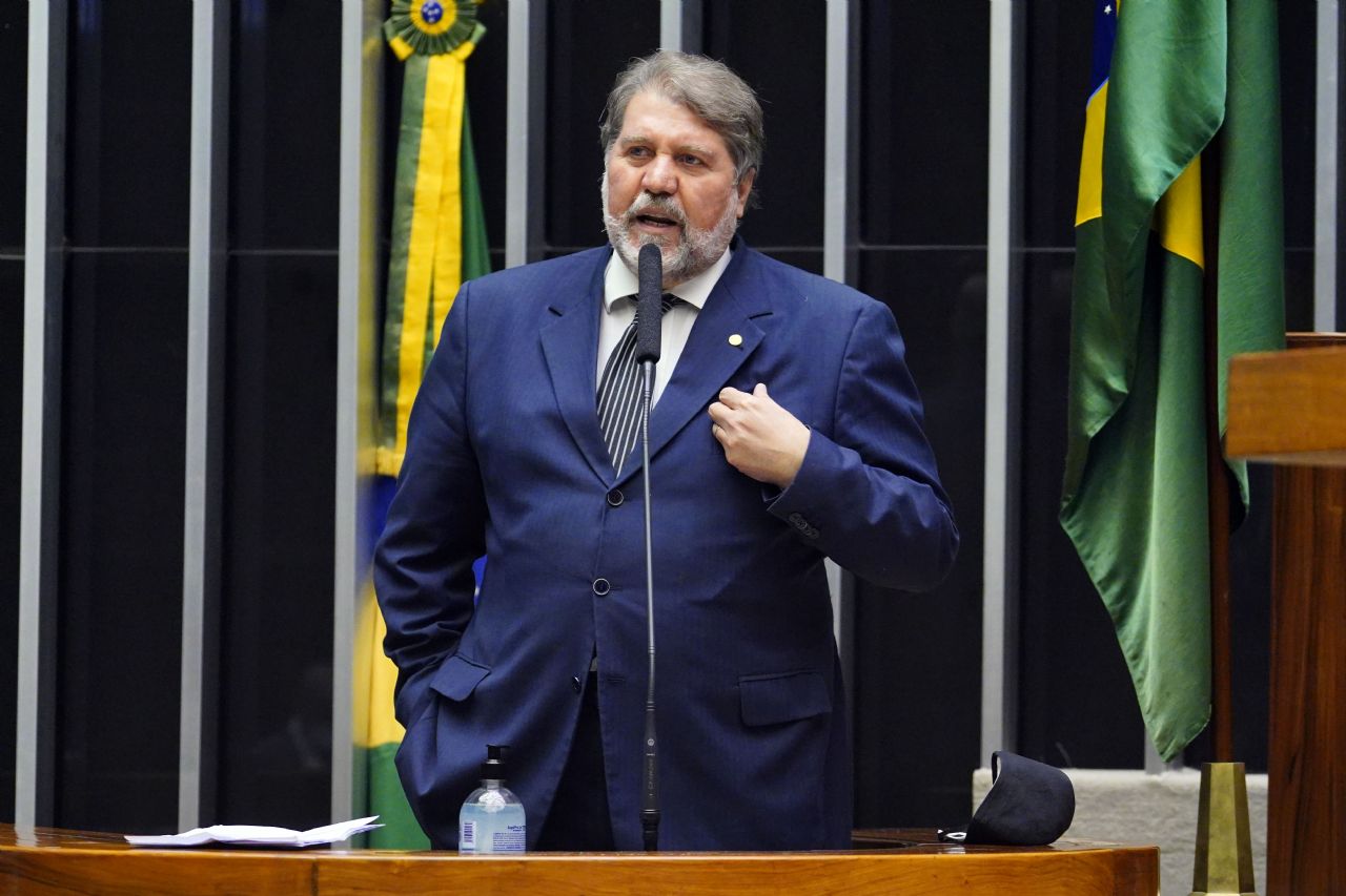 Renildo Calheiros e a construção de consensos - Vermelho