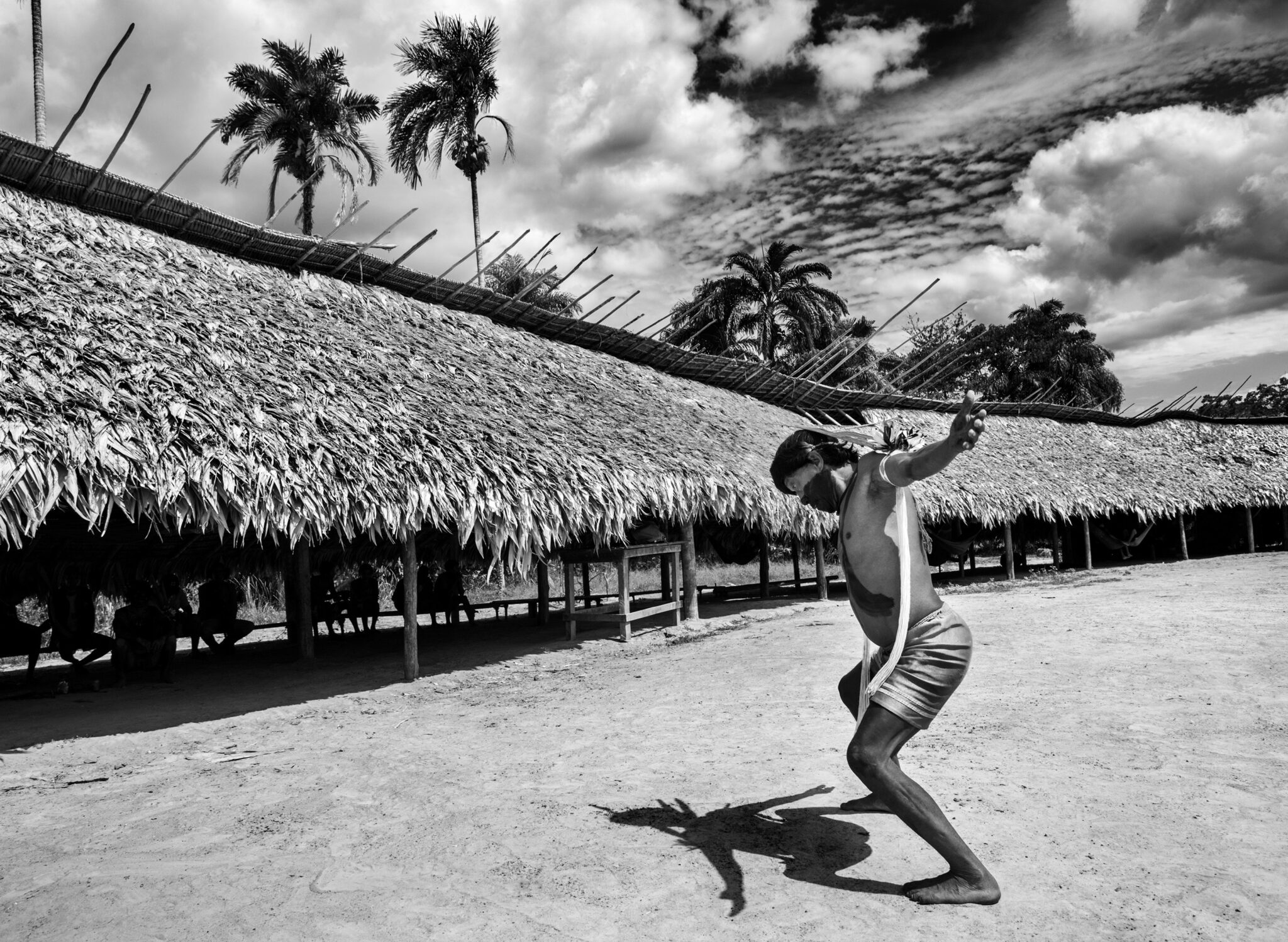 Sebastião Salgado, o homem que “desenha com a luz”, faz 80 anos - Vermelho