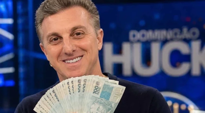 A elite brasileira odeia pobre e Luciano Huck resolveu verbalizar ...
